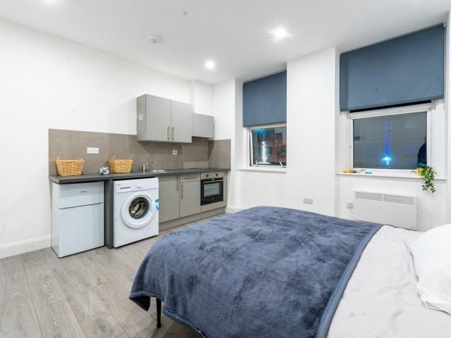 Apartment at Colworth Grove, Greater London