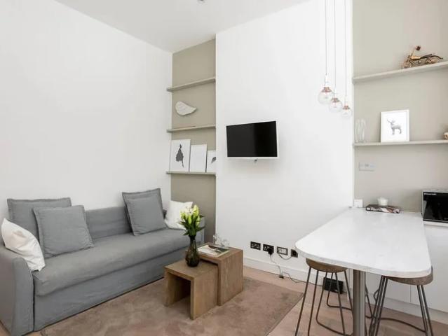 Apartment at Comeragh Road, Greater London