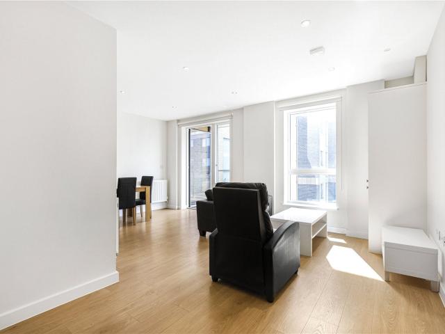 Apartment at Commercial Road, Greater London