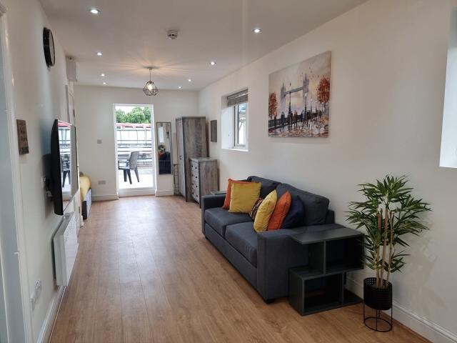 Apartment at Commercial Road, Greater London