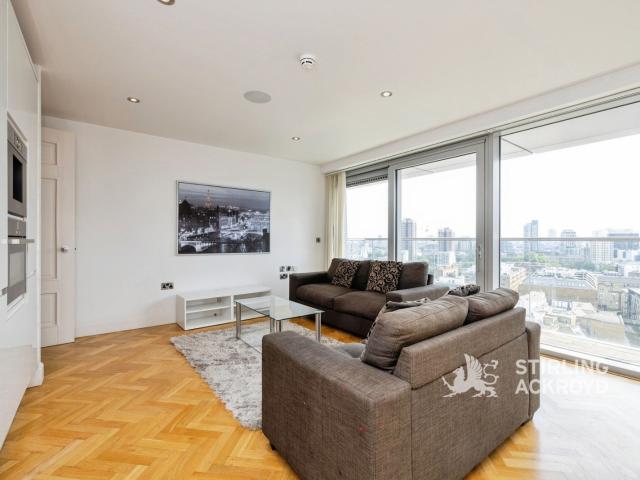 Apartment at Commercial Road, Greater London