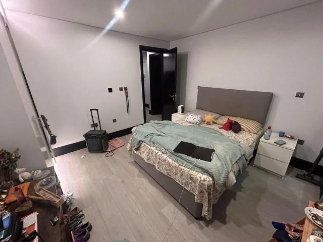 Apartment at Commercial Road, Greater London