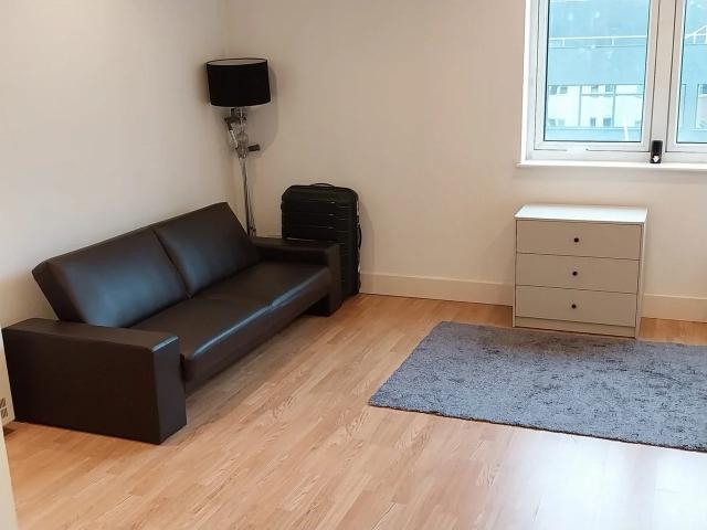 Apartment at Commercial Road, Greater London