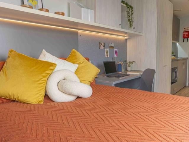 Apartment at Commercial Road, Greater London