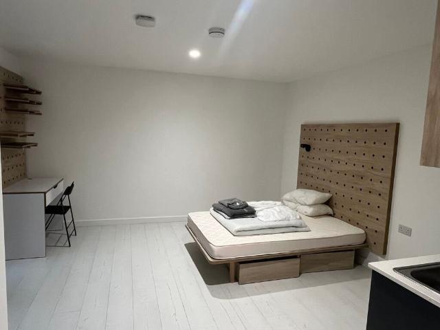 Apartment at Commercial Road, Greater London
