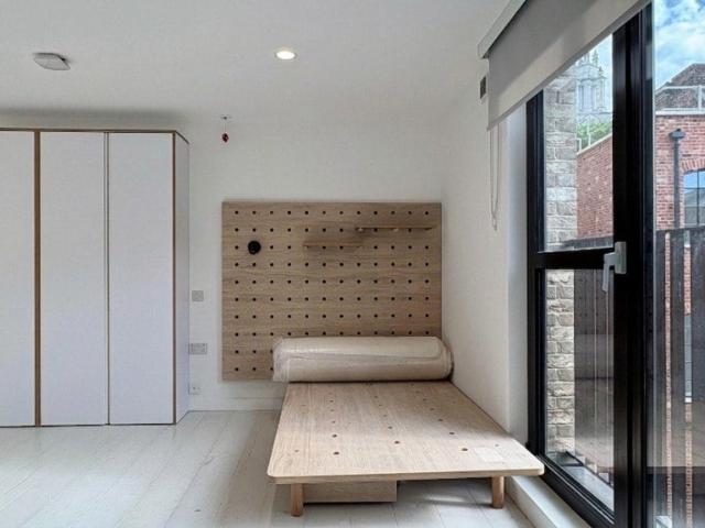 Apartment at Commercial Road, Greater London
