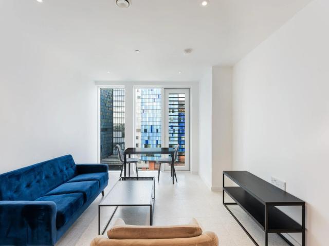 Apartment at Commercial Road, Greater London