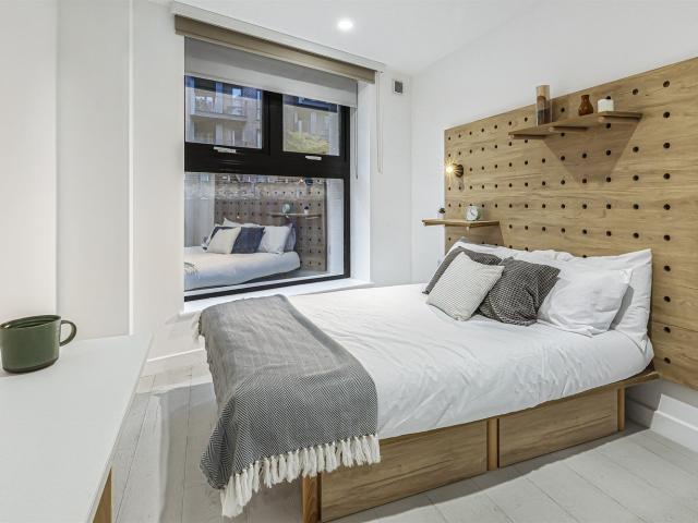 Apartment at Commercial Road, Greater London