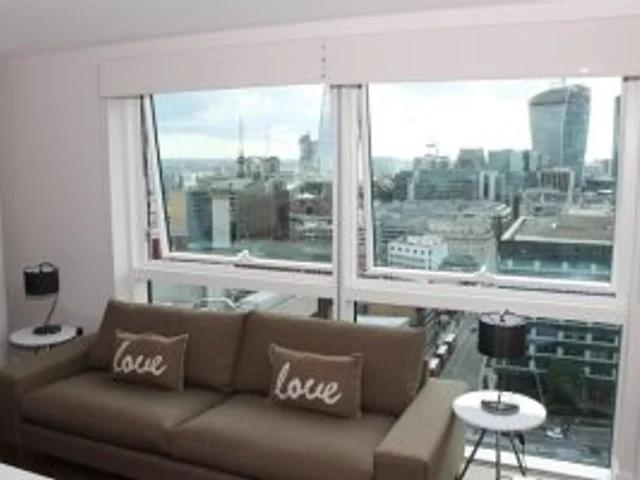 Apartment at Commercial Street, Greater London