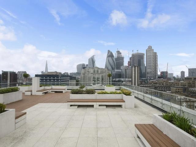 Apartment at Commercial Street, Greater London