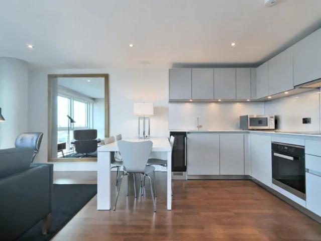Apartment at Commercial Street, Greater London