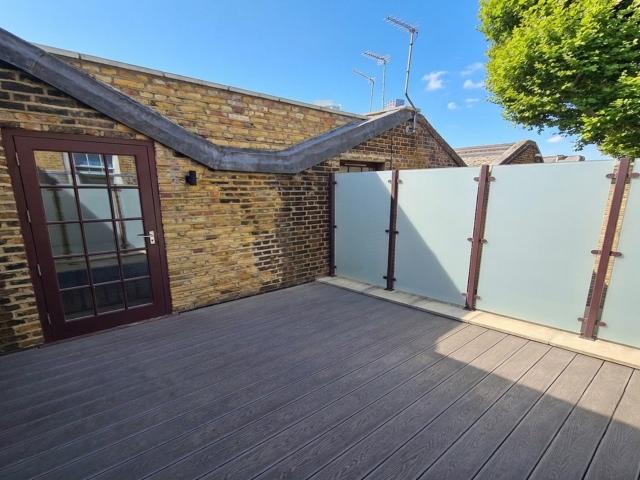 Apartment at Commercial Street, Greater London