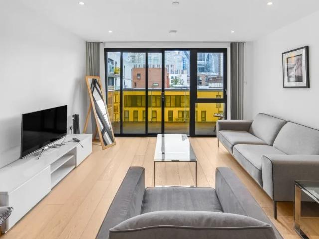 Apartment at Commercial Street, Greater London
