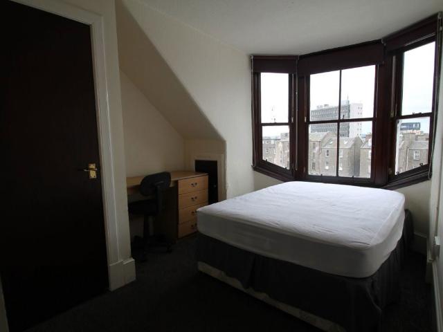Apartment at Commercial Street, Dundee