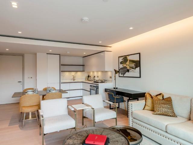 Apartment at Connaught Place, City of Westminster