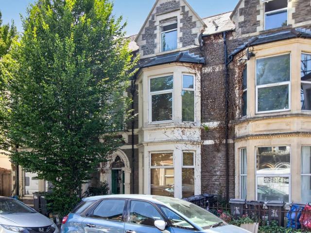 Apartment at Connaught Road, Cardiff
