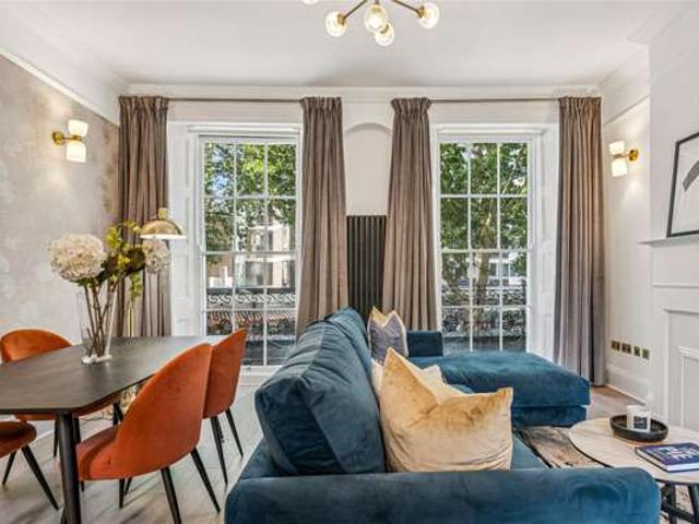 Apartment at Connaught Street, City of Westminster