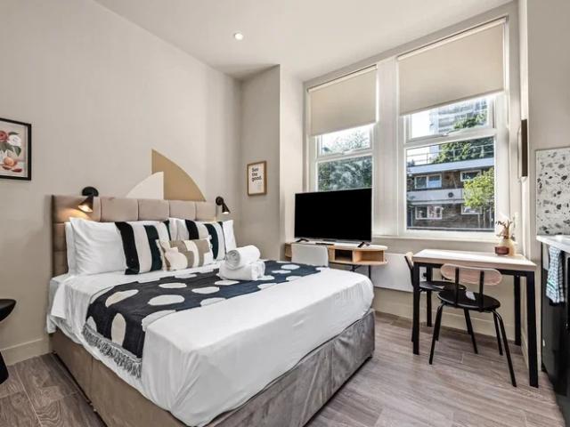 Apartment at Consort Road, Greater London