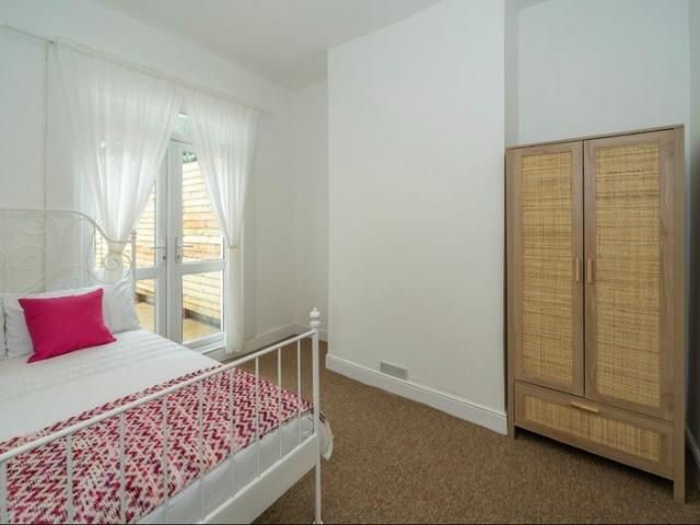 Apartment at Constellation Street, Cardiff