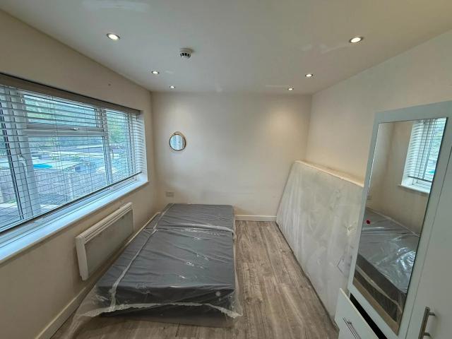 Apartment at Conway Crescent, Greater London