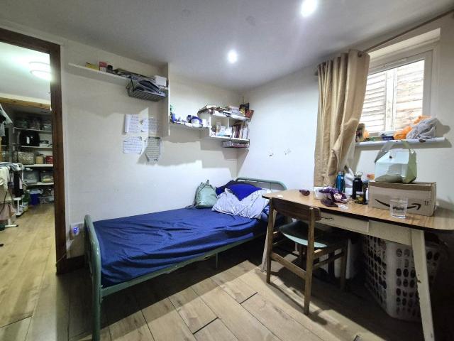 Apartment at Coombe Road, Greater London