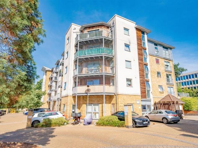 Apartment at Coombe Way, Rushmoor