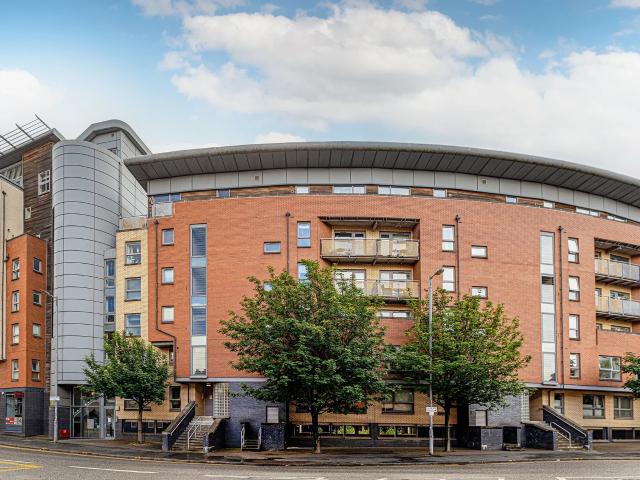 Apartment at Cooper's Well Street, Glasgow