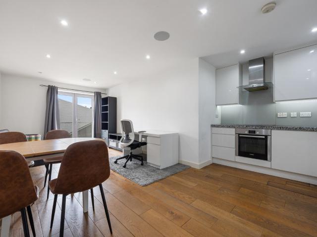Apartment at Coopers Close, Greater London