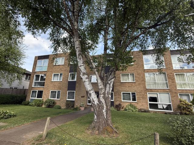 Apartment at Coopers Road, Welwyn Hatfield