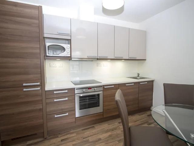 Apartment at Copenhagen Place, Greater London