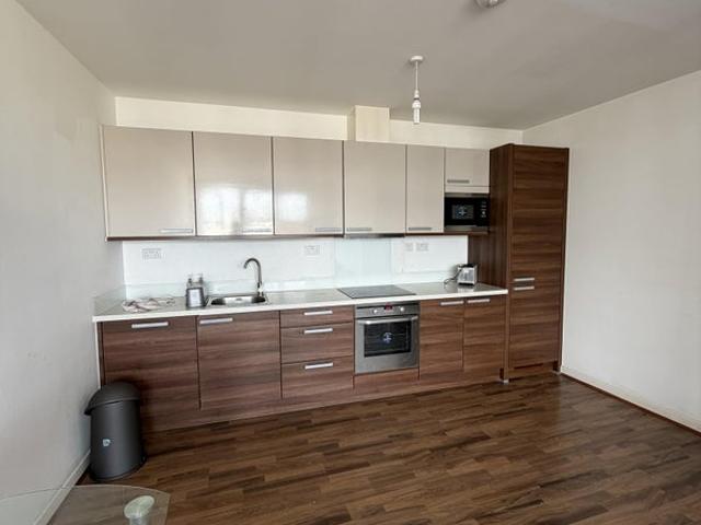 Apartment at Copenhagen Place, Greater London