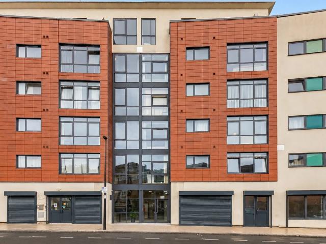 Apartment at Copenhagen Place, Greater London
