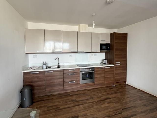 Apartment at Copenhagen Place, Greater London