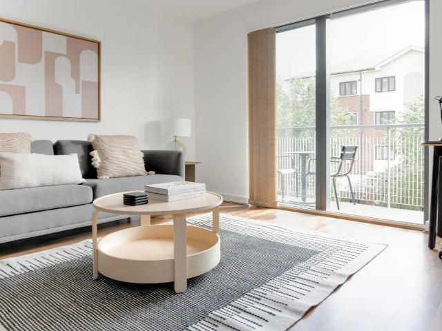Apartment at Copenhagen Street, Greater London