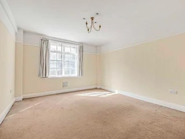 Apartment at Coram Street, Greater London