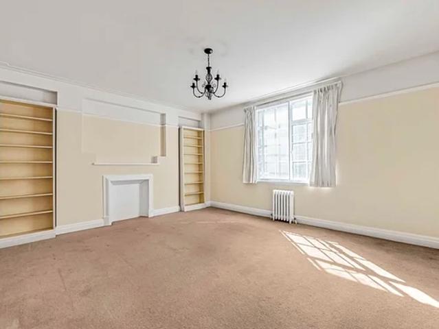 Apartment at Coram Street, Greater London