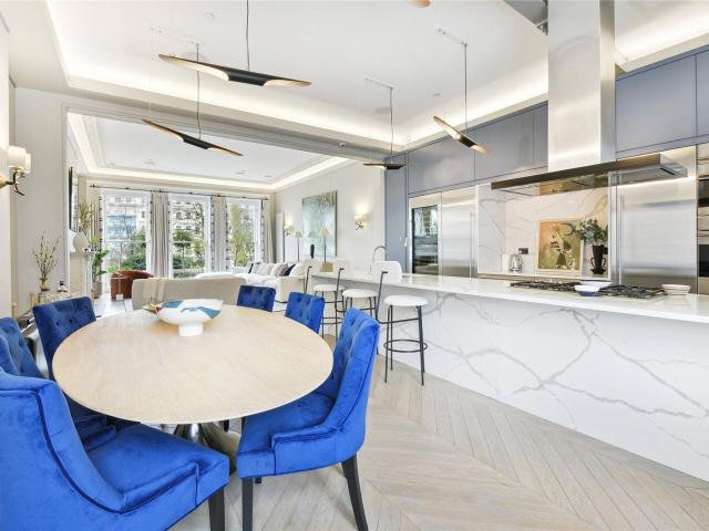 Apartment at Cornwall Gardens, Greater London