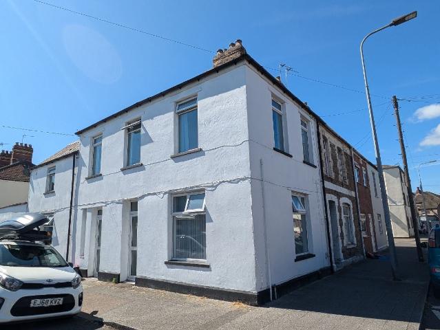 Apartment at Cornwall Street, Cardiff