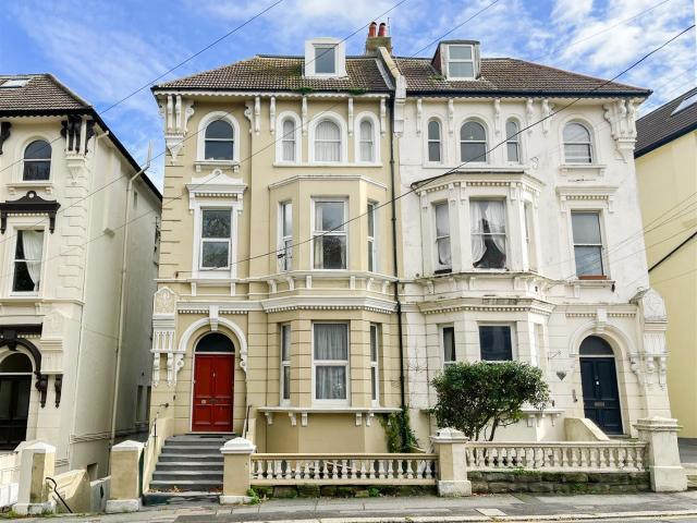 Apartment at Cornwallis Gardens, St Leonards