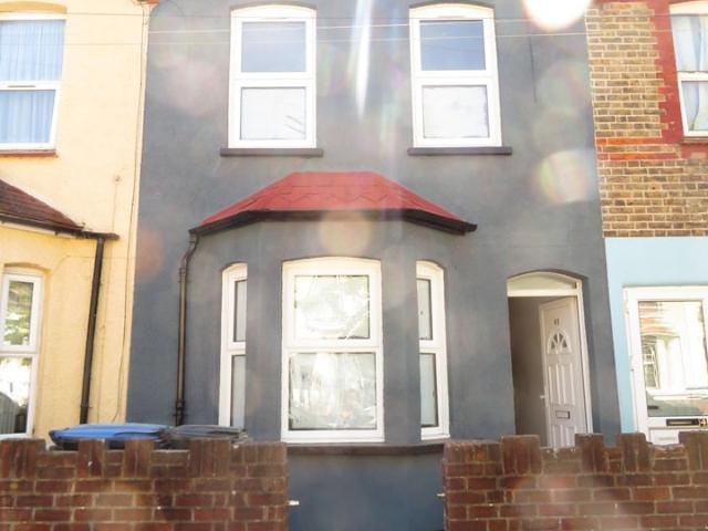 House at Cornwallis Grove, Greater London