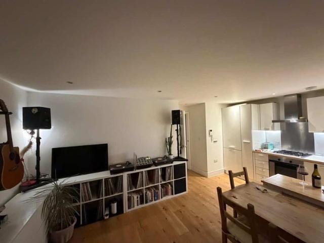 Apartment at Cossar Mews, Greater London