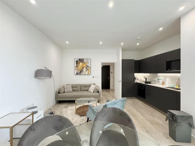 Apartment at Coster Avenue, Greater London