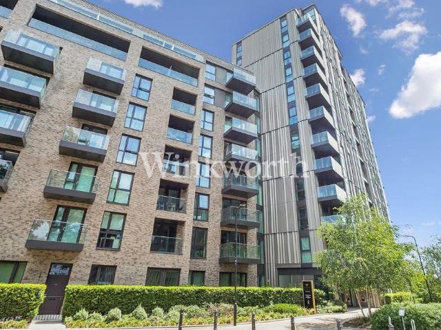 Apartment at Coster Avenue, Greater London