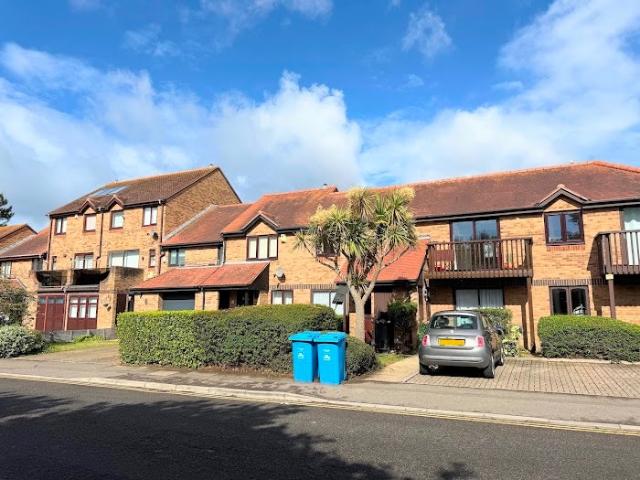 Apartment at Catalina Drive, Poole