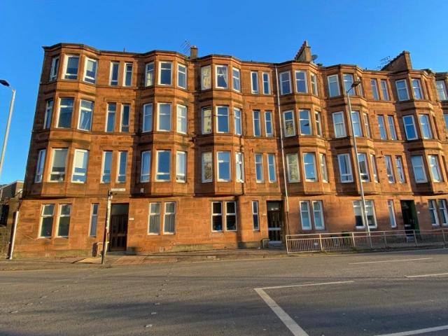 Apartment at Cathcart Road, Glasgow