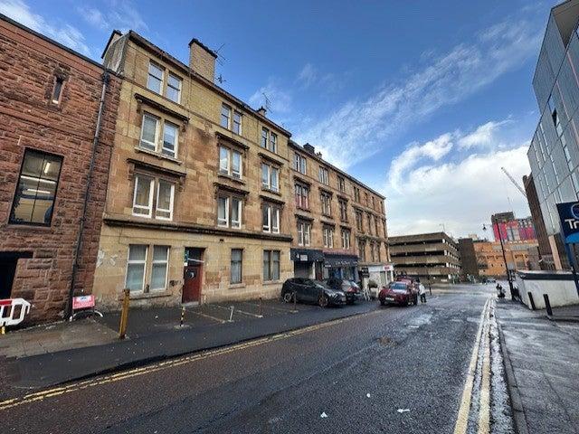 Apartment at Cathcart Road, Glasgow