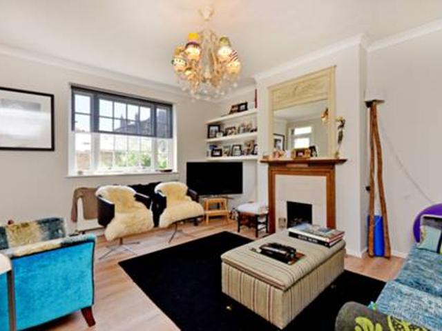 Apartment at Cathcart Road, Greater London