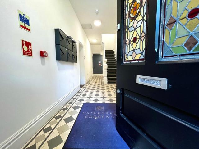 Apartment at Cathedral Road, Cardiff