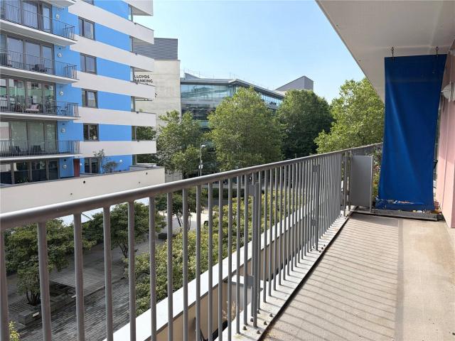 Apartment at Cathedral Walk, Bristol