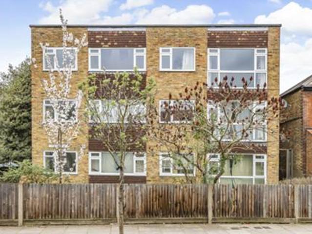 Apartment at Cavendish Road, Greater London